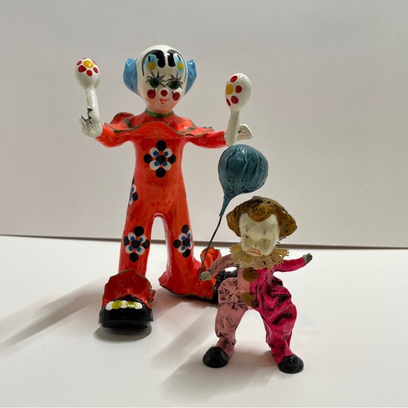 Art | Vintage Creepy Paper Mache Clown Lot Mexico Pennywise Holding ...